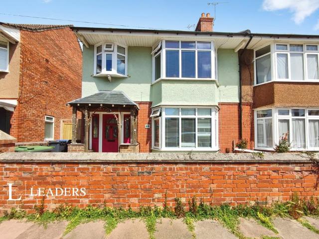 5 bedroom semi detached house for sale