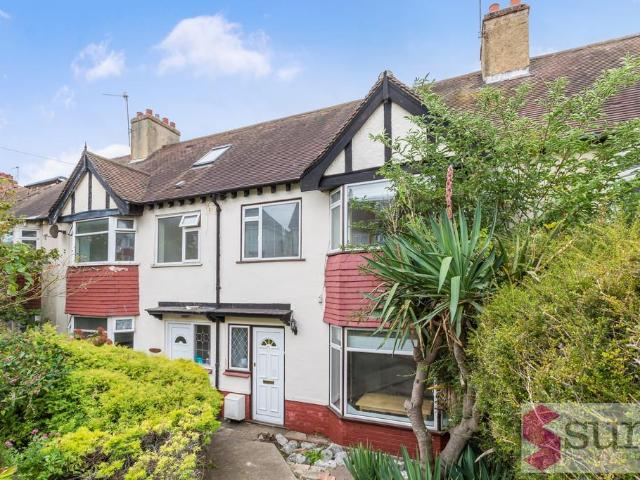 5 bedroom semi detached house for sale