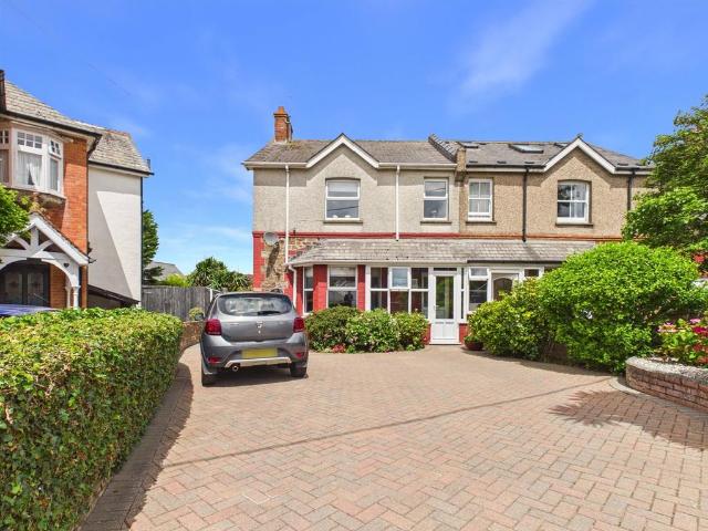 5 bedroom semi detached house for sale