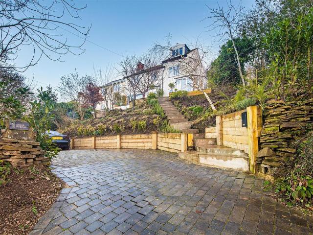 5 bedroom semi detached house for sale