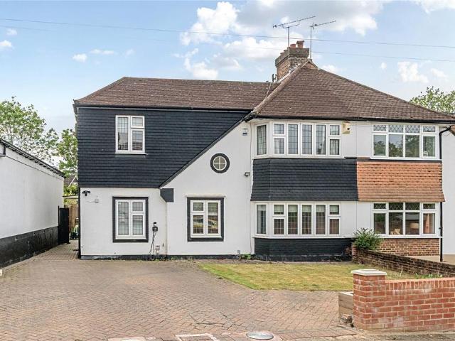 5 bedroom semi detached house for sale