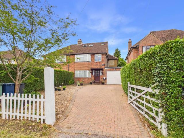 5 bedroom semi detached house for sale