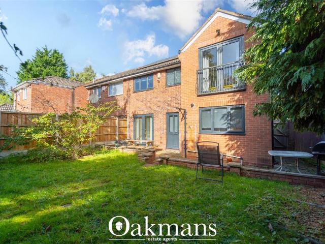5 bedroom semi detached house for sale