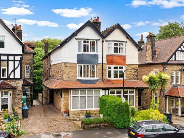 5 bedroom semi detached house for sale