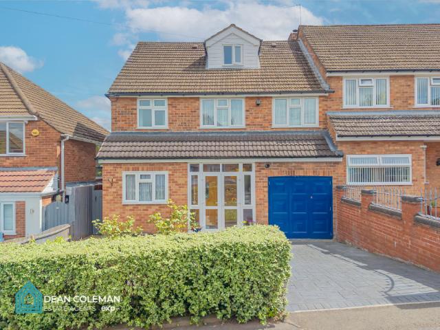 5 bedroom semi detached house for sale