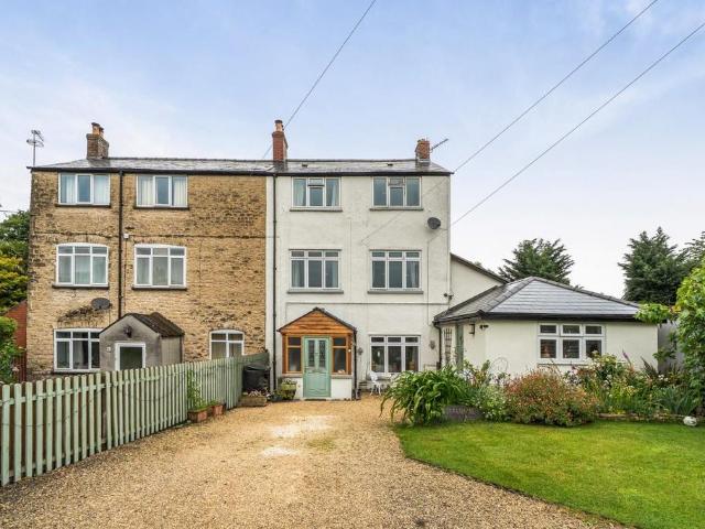 5 bedroom semi detached house for sale