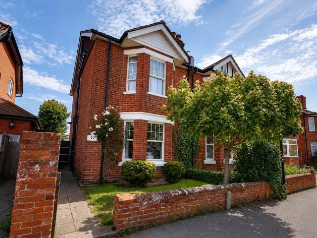 5 bedroom semi detached house for sale