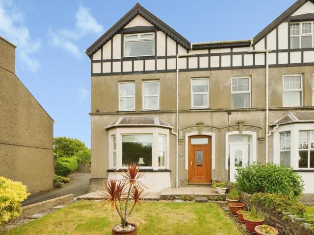 5 bedroom semi detached house for sale