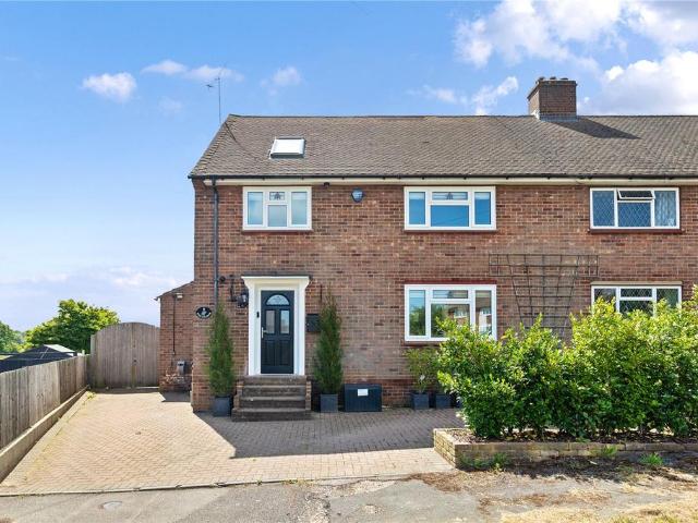 5 bedroom semi detached house for sale