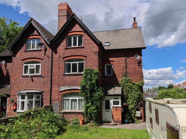 5 bedroom semi detached house for sale