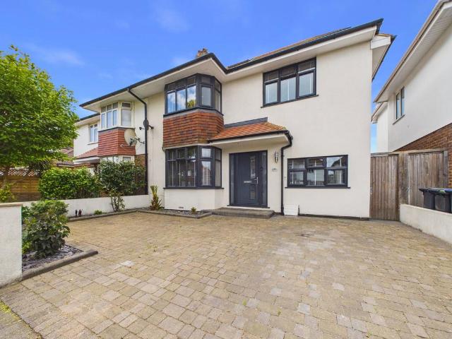 5 bedroom semi detached house for sale