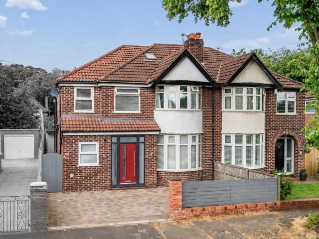 5 bedroom semi detached house for sale