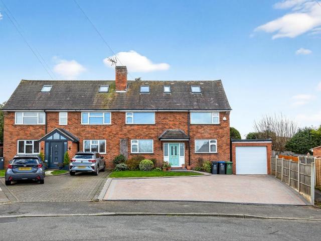 5 bedroom semi detached house for sale