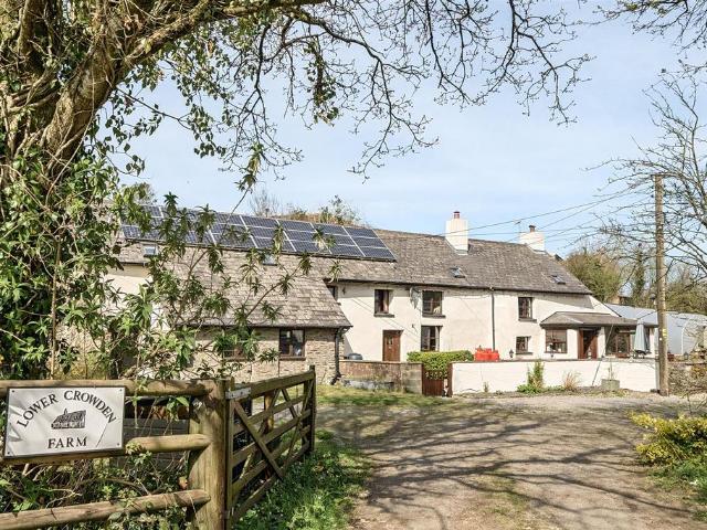 5 bedroom semi detached house for sale