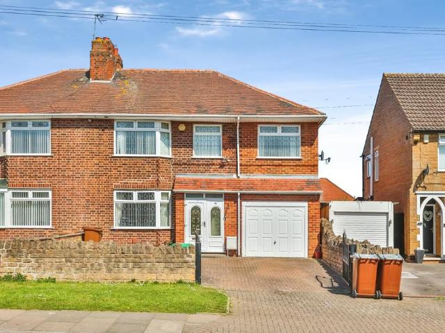 5 bedroom semi detached house for sale