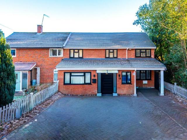 5 bedroom semi detached house for sale