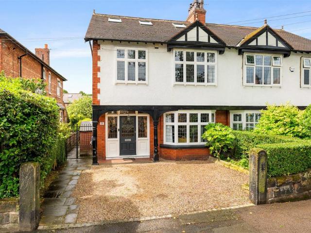 5 bedroom semi detached house for sale