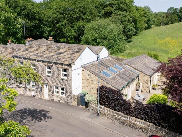5 bedroom semi detached house for sale