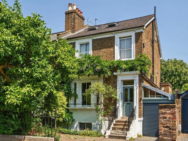 5 bedroom semi detached house for sale