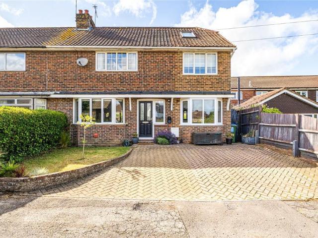 5 bedroom semi detached house for sale