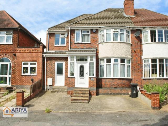 5 bedroom semi detached house for sale
