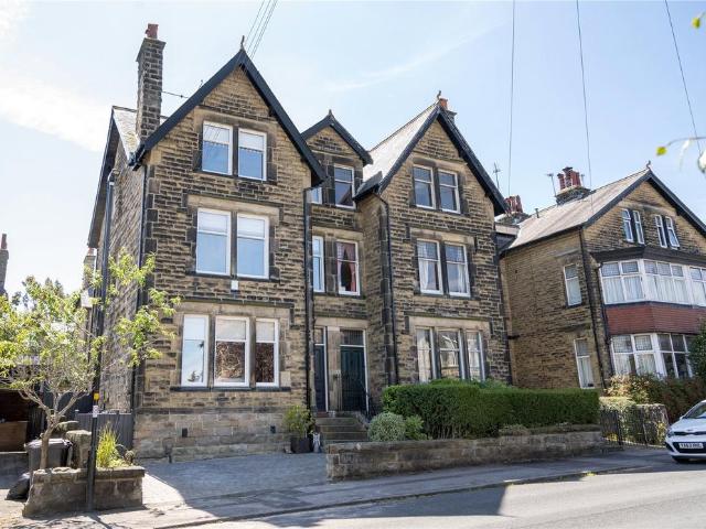 5 bedroom semi detached house for sale