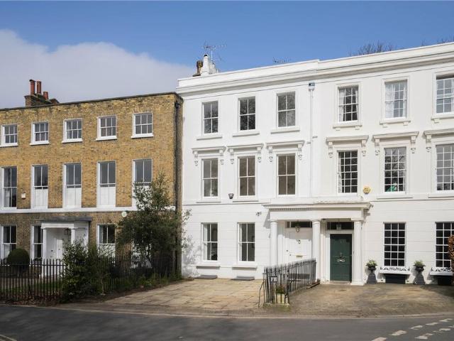 5 bedroom semi detached house for sale