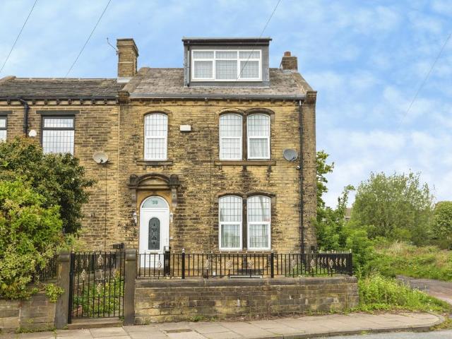 5 bedroom semi detached house for sale