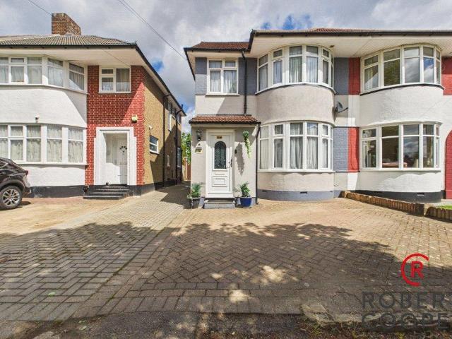 5 bedroom semi detached house for sale
