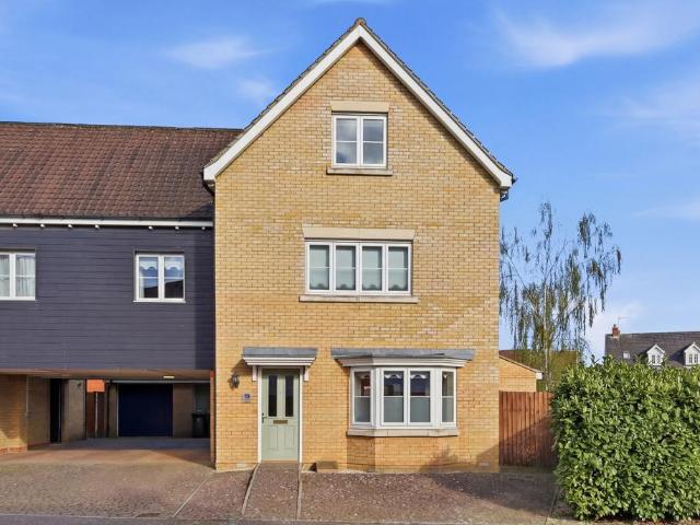 5 bedroom semi detached house for sale