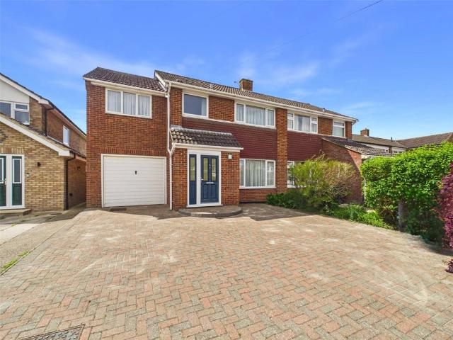 5 bedroom semi detached house for sale