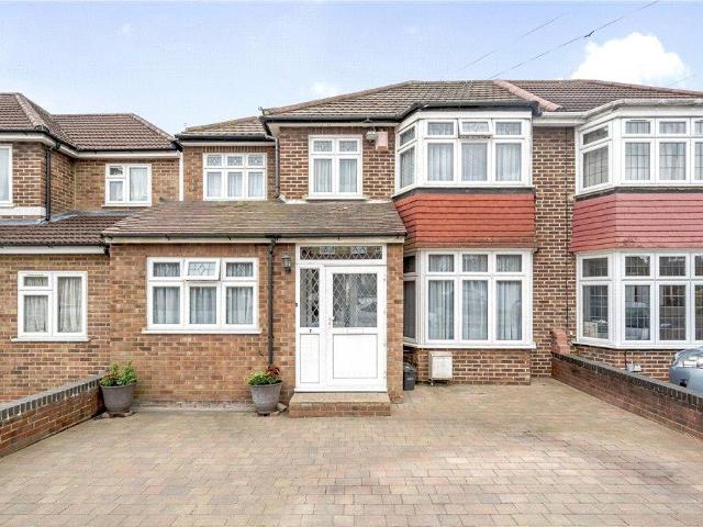 5 bedroom semi detached house for sale