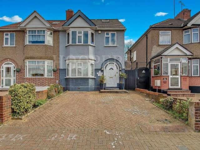 5 bedroom semi detached house for sale