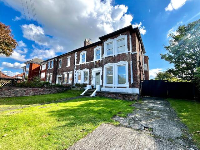 5 bedroom semi detached house for sale