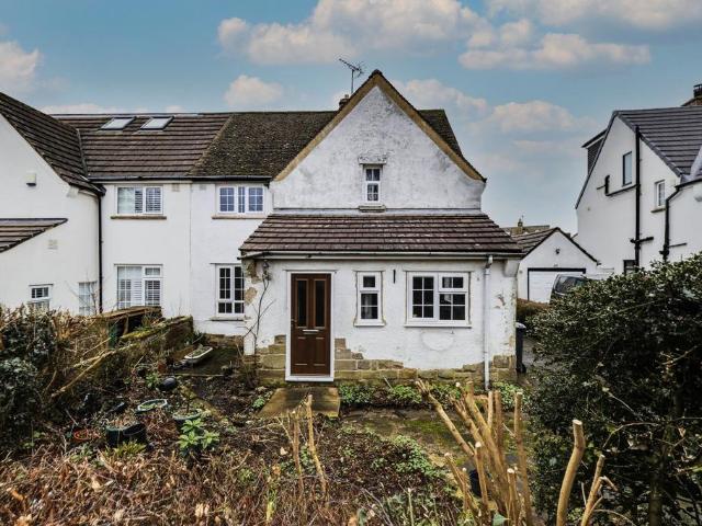 5 bedroom semi detached house for sale