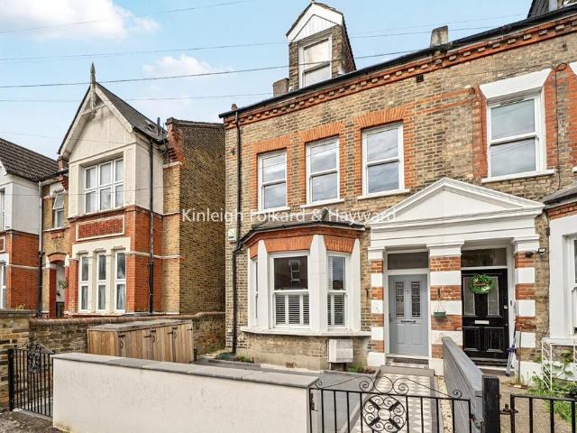5 bedroom semi detached house for sale