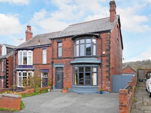 5 bedroom semi detached house for sale