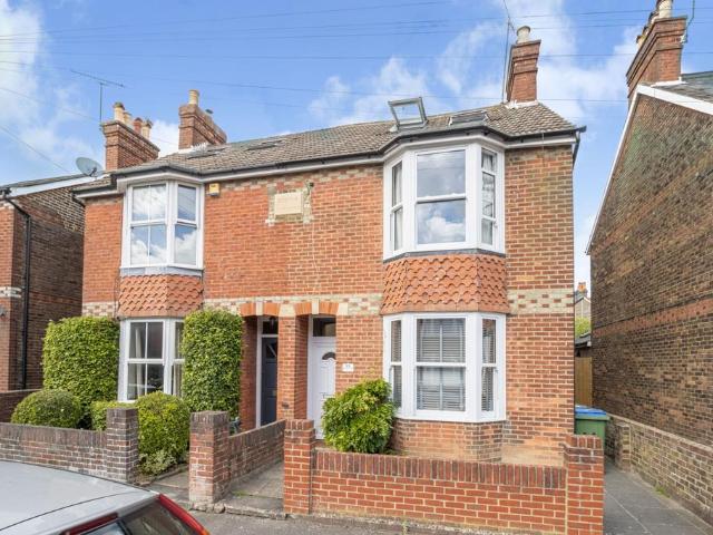 5 bedroom semi detached house for sale
