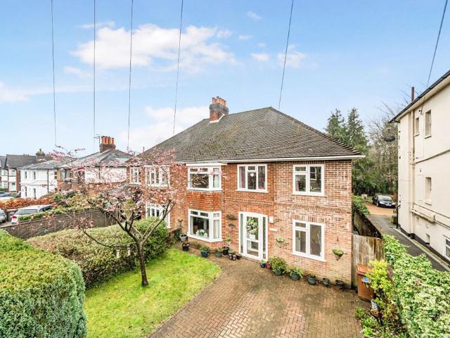 5 bedroom semi detached house for sale