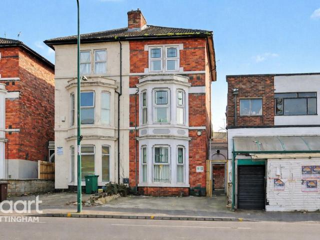 5 bedroom semi detached house for sale