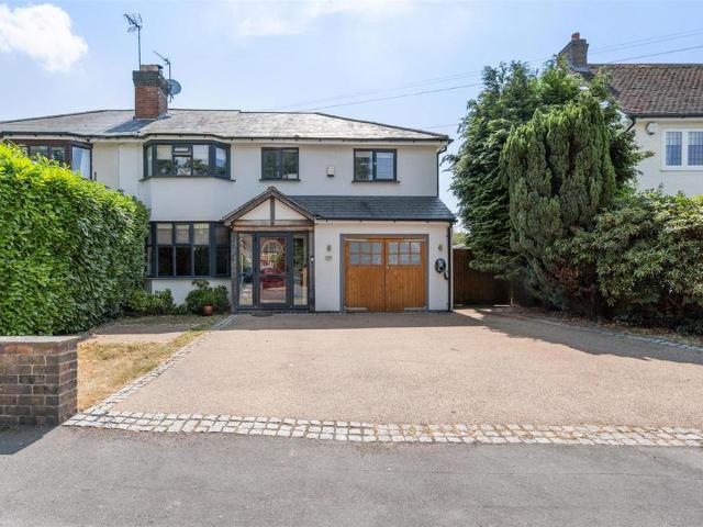 5 bedroom semi detached house for sale