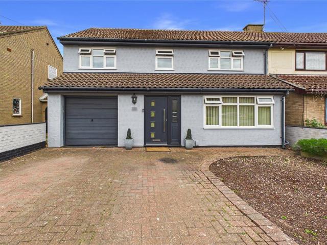 5 bedroom semi detached house for sale