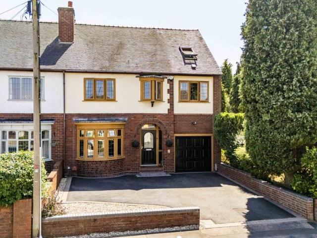 5 bedroom semi detached house for sale