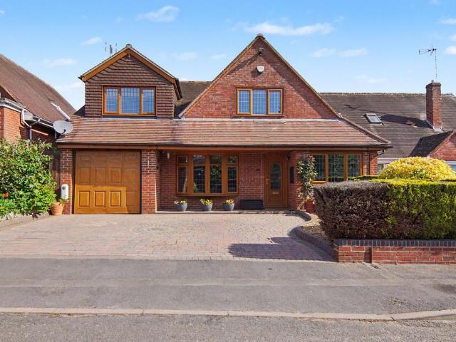 5 bedroom semi detached house for sale