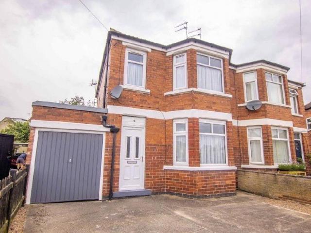 5 bedroom semi detached house for sale