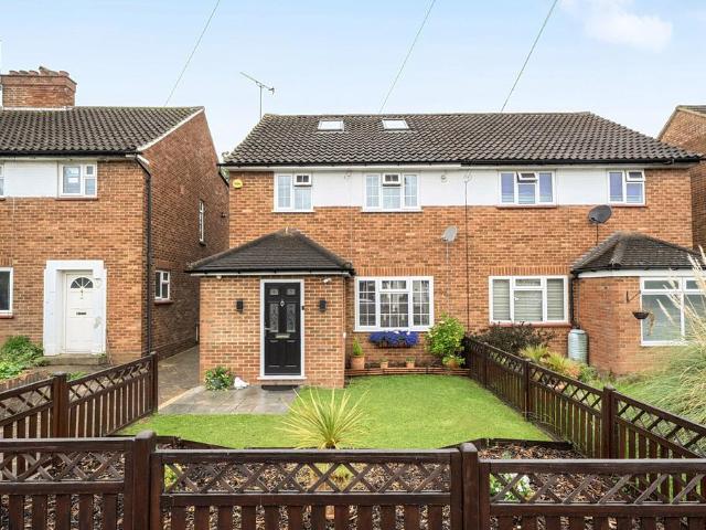 5 bedroom semi detached house for sale