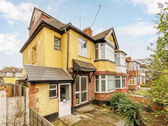 5 bedroom semi detached house for sale