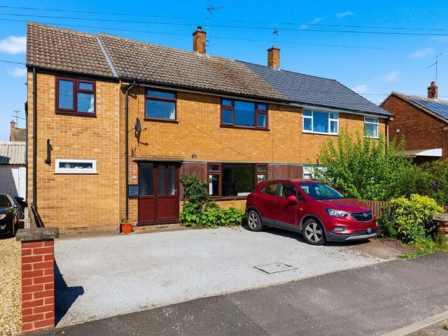 5 bedroom semi detached house for sale
