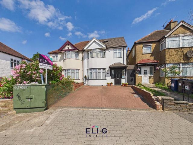 5 bedroom semi detached house for sale