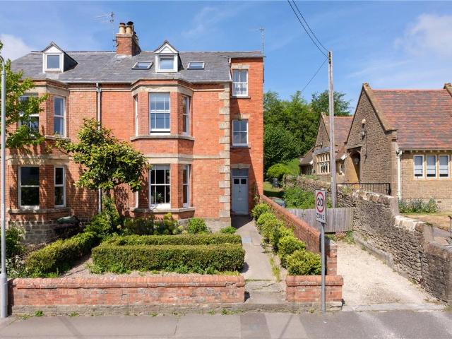 5 bedroom semi detached house for sale